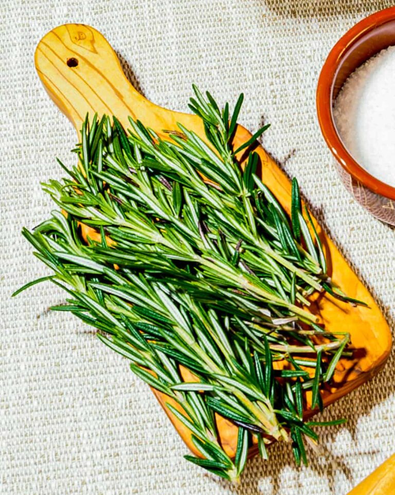 How to Make Herbed Salt » Slow Living Kitchen