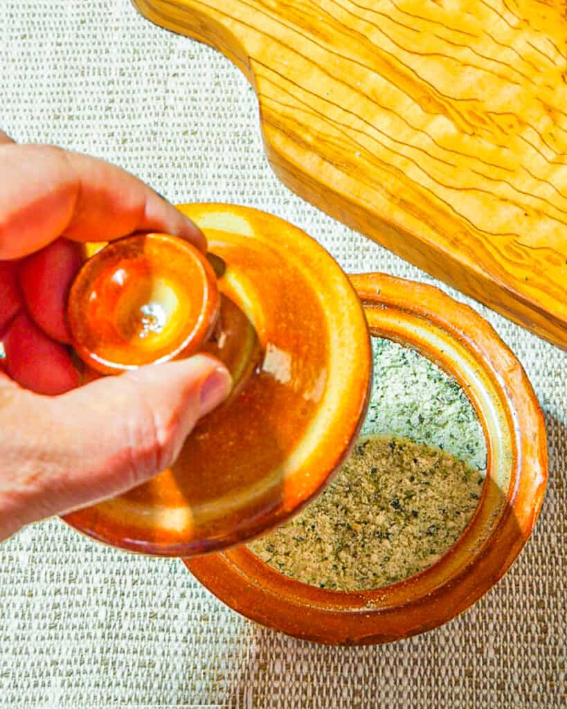How to Make Herbed Salt » Slow Living Kitchen